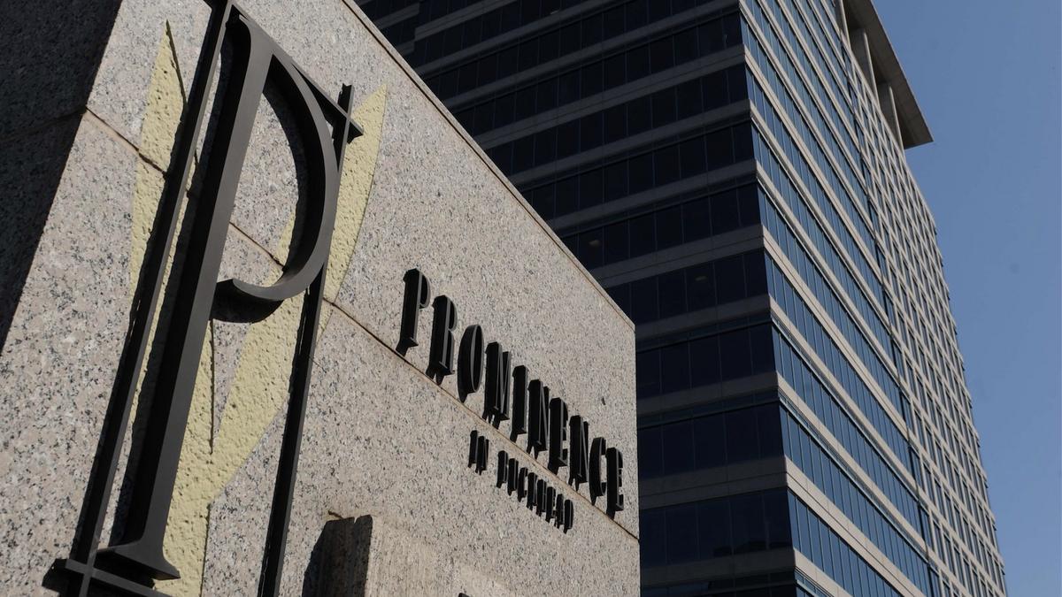 New York Life pays $166 million for Buckhead's Prominence tower ...