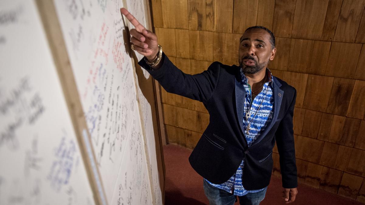 Cover story: As Willie Mitchell's Royal Studios celebrates its 60 ...