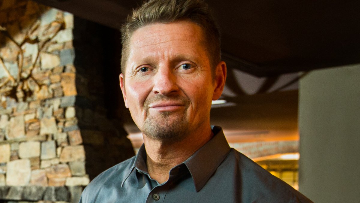 New CEO Gary Decker has big plans for the Lodge Sports Grilles - Puget ...