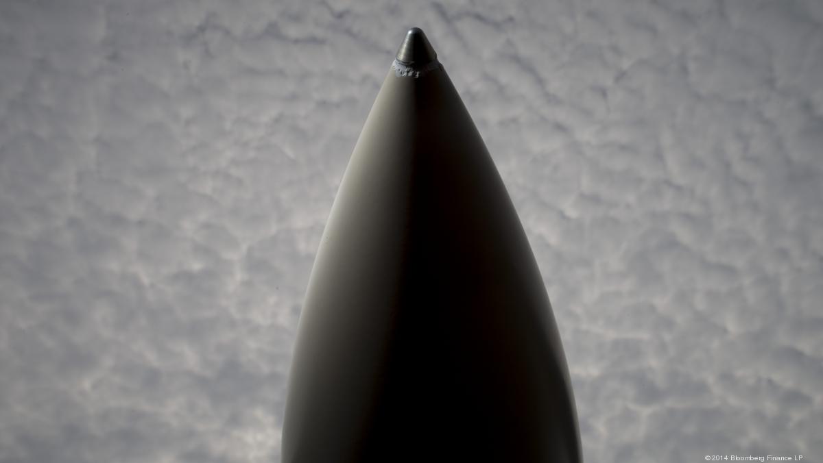 Lockheed (NYSE: LMT), Raytheon (NYSE: RTN) land separate $900M ...