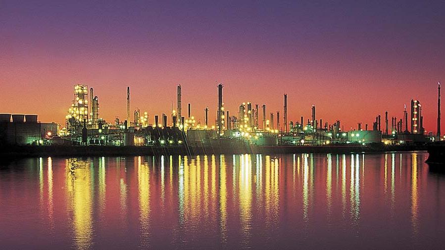 Valero Energy Corp. (NYSE: VLO) faces permit fight over hydrogen ...