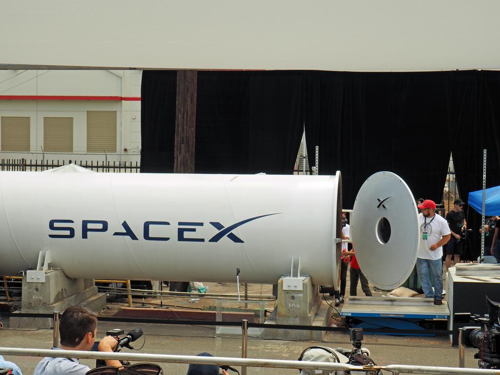 Hyperloop Spacex