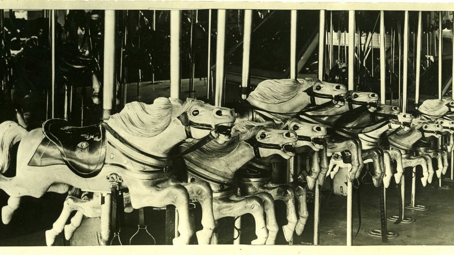 Jantzen Beach Carousel Exhibit006