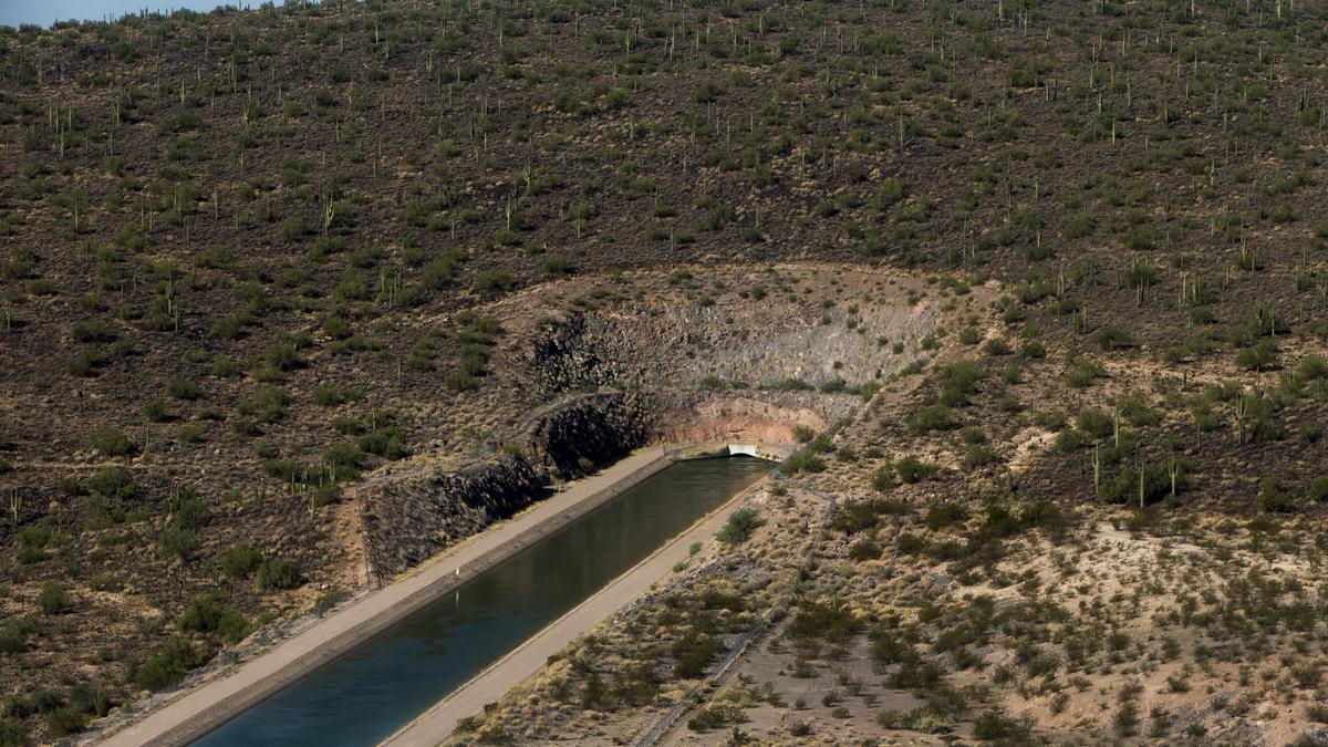 Study finds lack of water for Arizona suburbs - Phoenix Business Journal