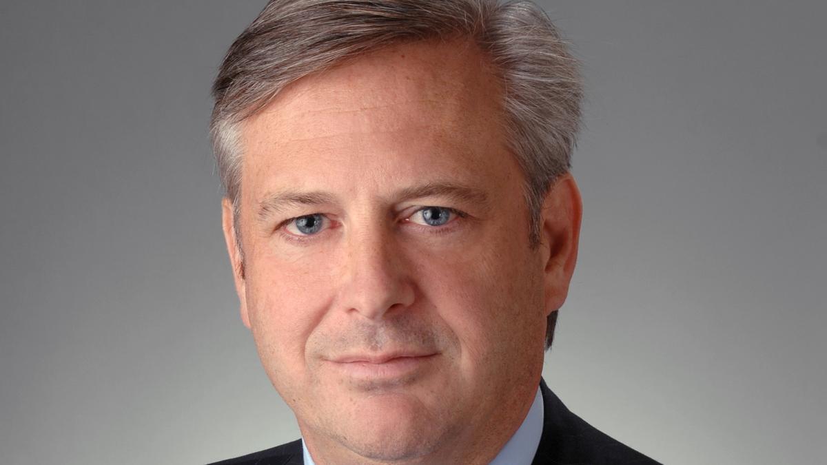 Goodman Theatre board elects Northern Trust executive to top post ...