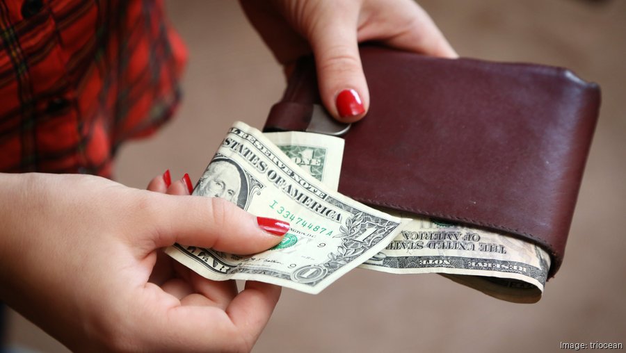 Who, when and how to tip - The Business Journals