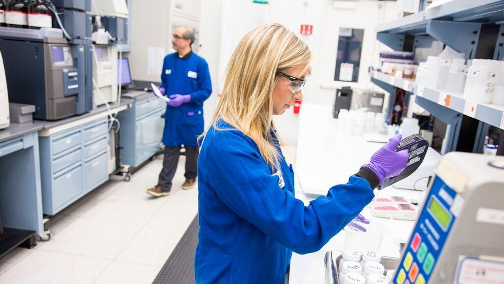 Versum Materials accepts Merck revised buyout offer - Phoenix Business ...