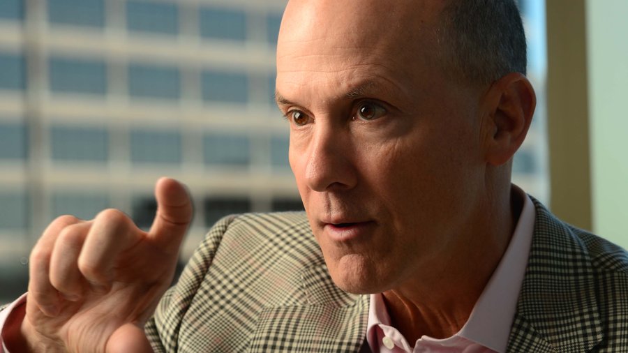 Watch Sen. Elizabeth Warren grill former Equifax CEO Rick Smith ...