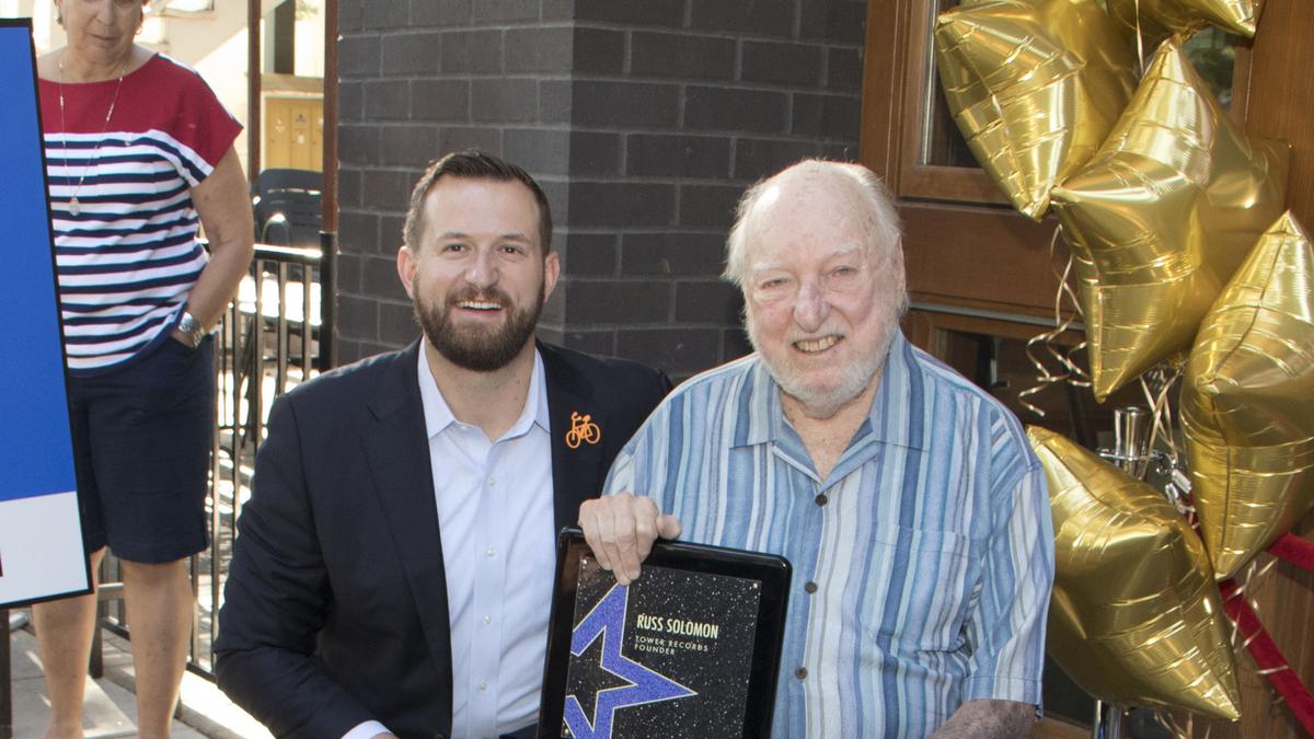 Russ Solomon, founder of Sacramento-based Tower Records, dies at 92 ...