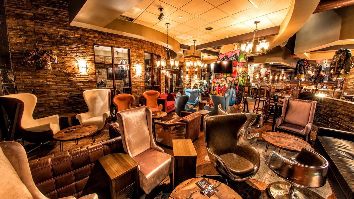 VIPs preview Fishtown's post apocalyptic-themed restaurant & virtual ...