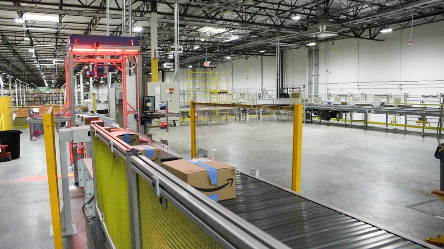 Amazon's Goodyear facility up for lease as negotiations continue ...