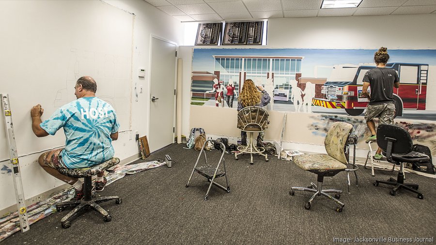 How one man creates each hand-painted Firehouse Subs mural ...