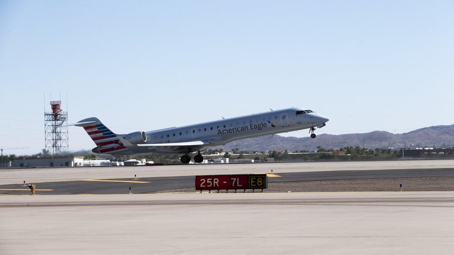 American Airlines adds flights to Phoenix from Grand Rapids and Madison ...