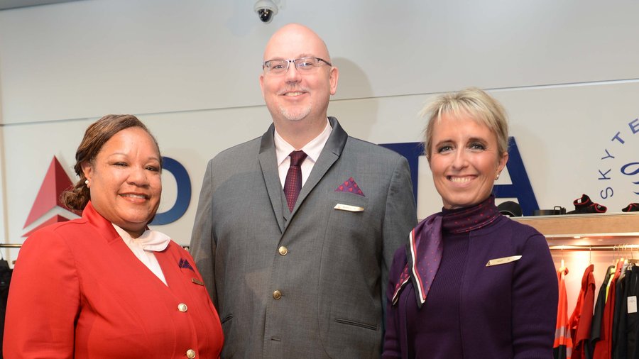 Delta gets down to bees-ness with first-of-its-kind Atlanta honey farm ...