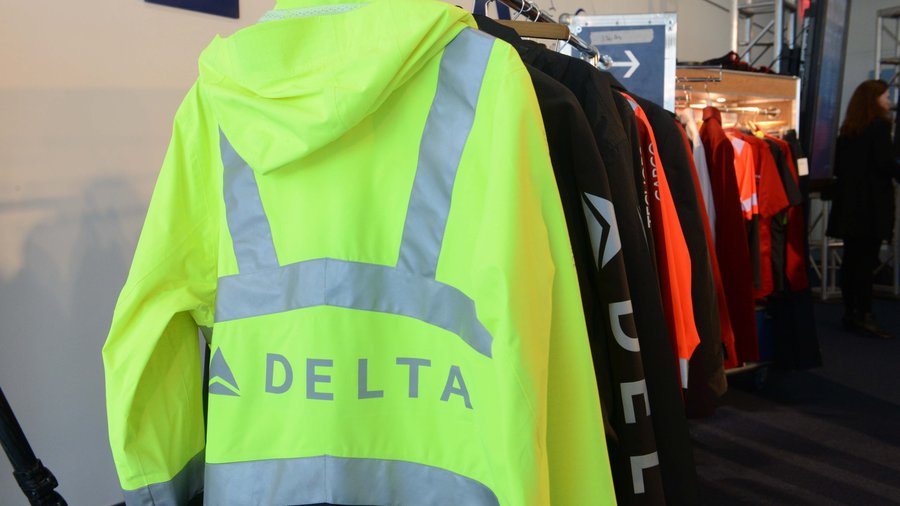 Delta Air Lines partnering with online shoe giant Zappos to complete ...