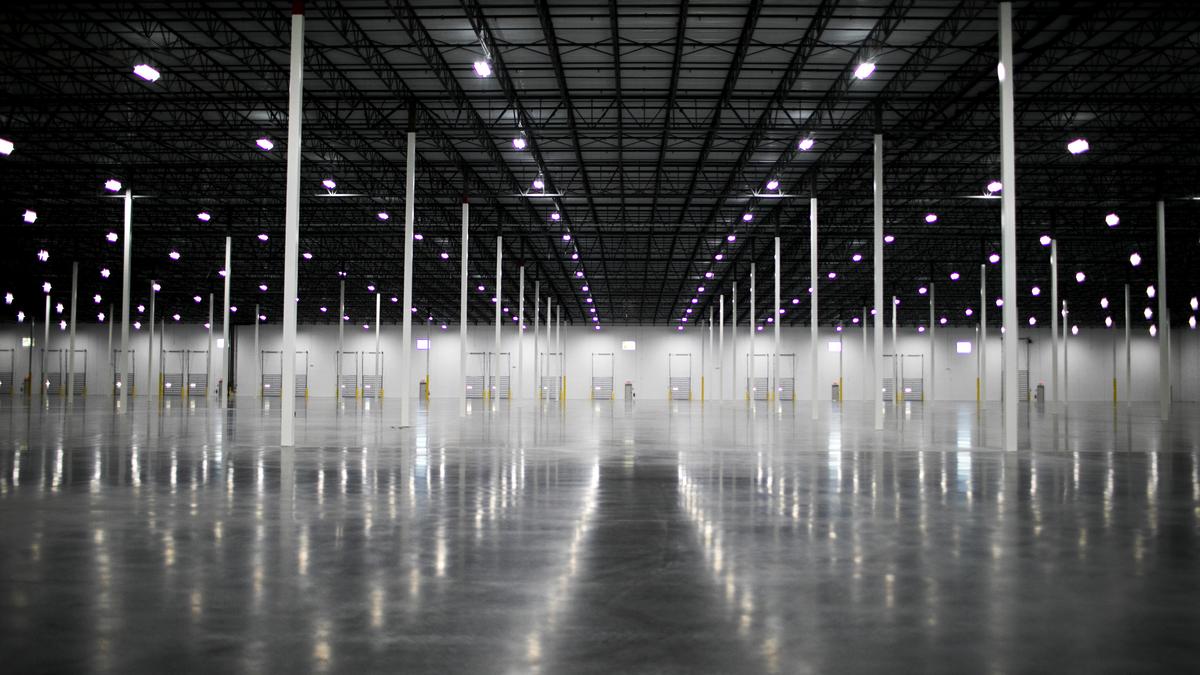 As Amazon moves in, demand for warehouse space climbs - Philadelphia ...