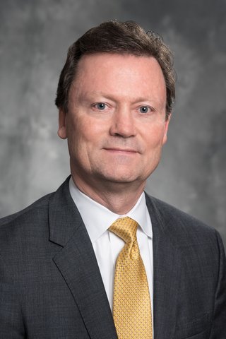 Waddell & Reed CEO Sanders: Stemming the loss of assets - Kansas City ...