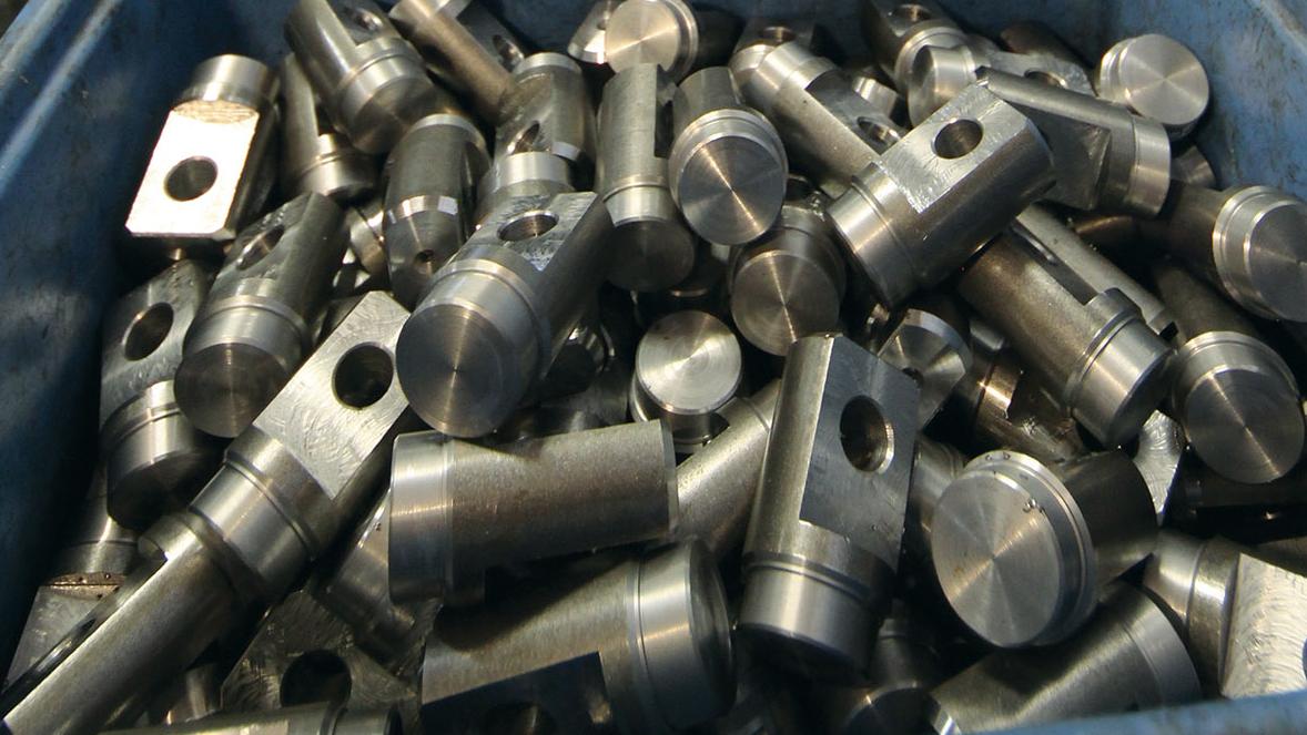 Diamond Precision adding 40 jobs in the next year - Milwaukee Business ...