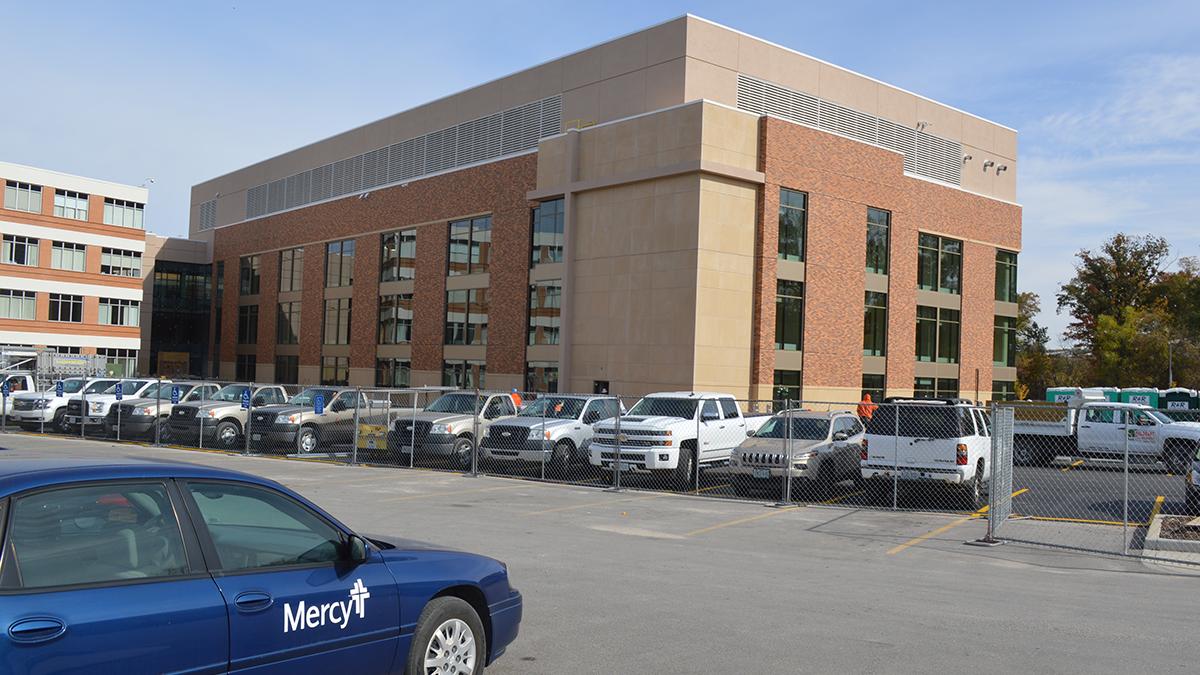 Mercy on track to open $90 million patient tower at its Mercy Hospital ...