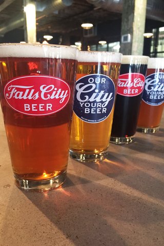 Falls City Brewing Co. is bringing brand back to its Louisville roots ...