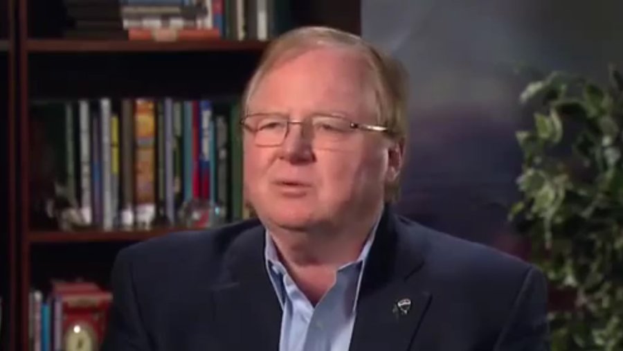 Re/Max founder buys Daddy's Chicken Shack - Houston Business Journal