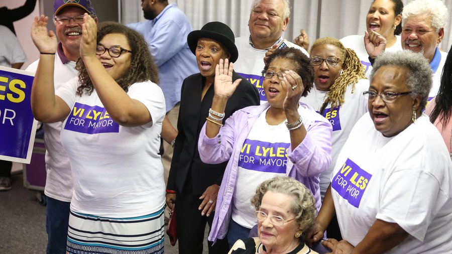 Vi Lyles elected mayor as Dems sweep Charlotte races (PHOTOS ...