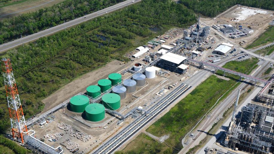 Valero Energy Corp. (NYSE: VLO) seeks to double production at "green ...