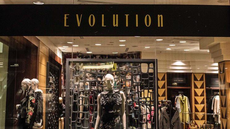 Northside fashion designer opens Carew Tower storefront for holidays ...