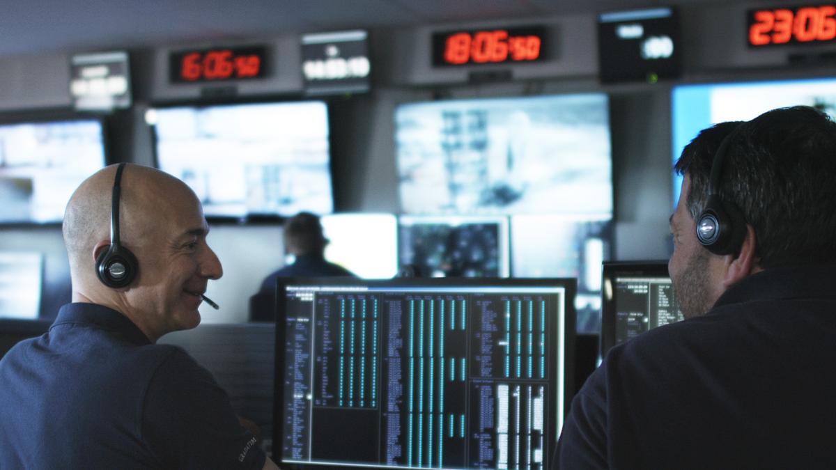 Amazon CEO Jeff Bezos dines on iguana as he explains his passion for ...