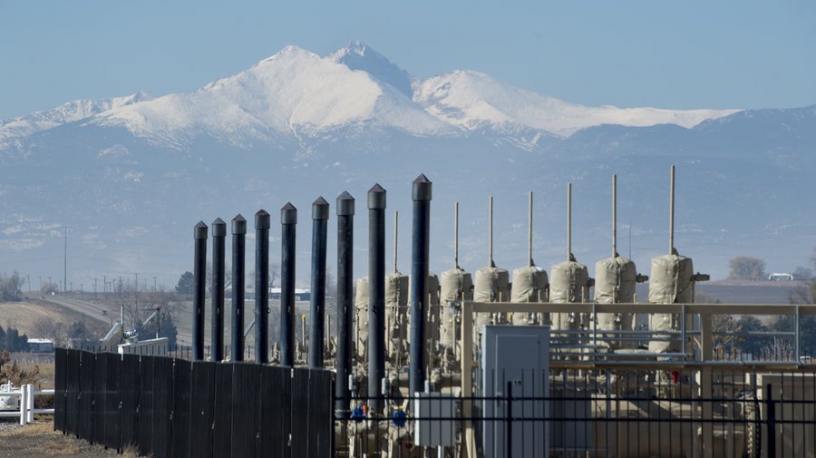 Oil giant Occidental Petroleum sells Colorado assets for $905 million ...