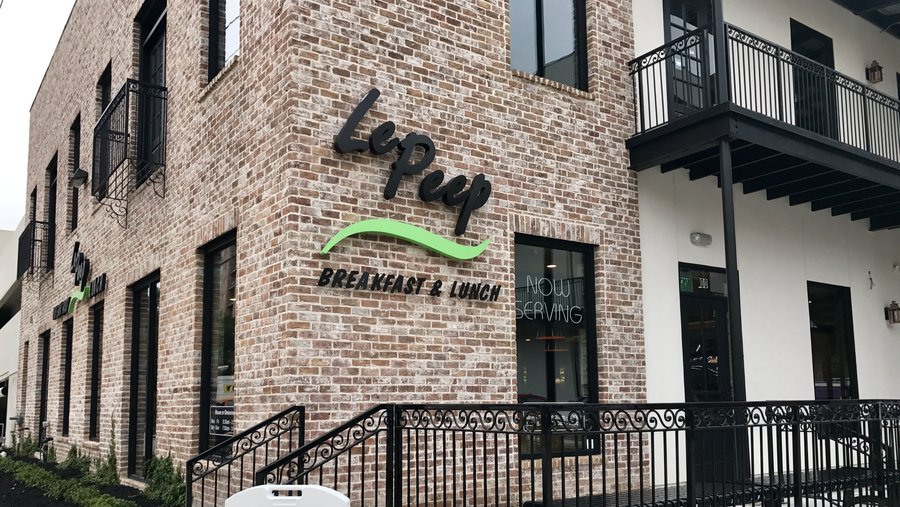 Galleria-area Le Peep moves into new location (update) - Houston ...
