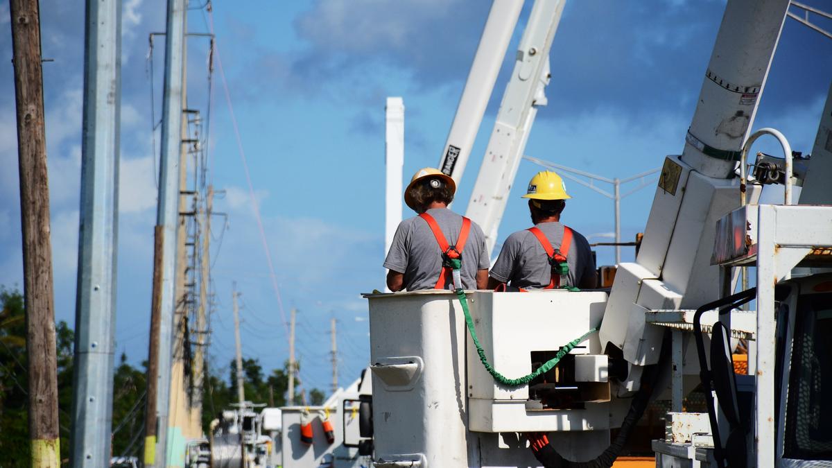 Fluor awarded up to $831M to help rebuild Puerto Rico - Dallas Business ...