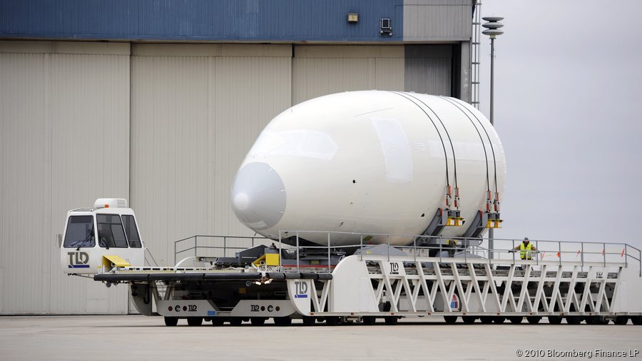 Boeing plans upgrades for its massive 747 Dreamlifters - Puget Sound ...