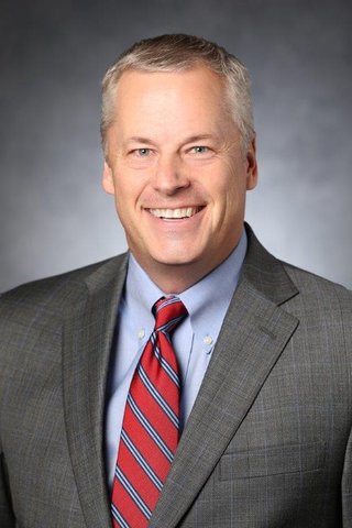 Oak View Group hires an veteran arena executive to oversee Seattle's ...