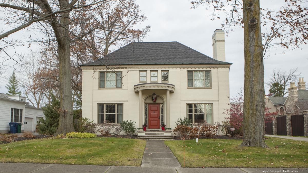 Former Sabres GM Jason Botterill sells Buffalo home - Buffalo Business ...