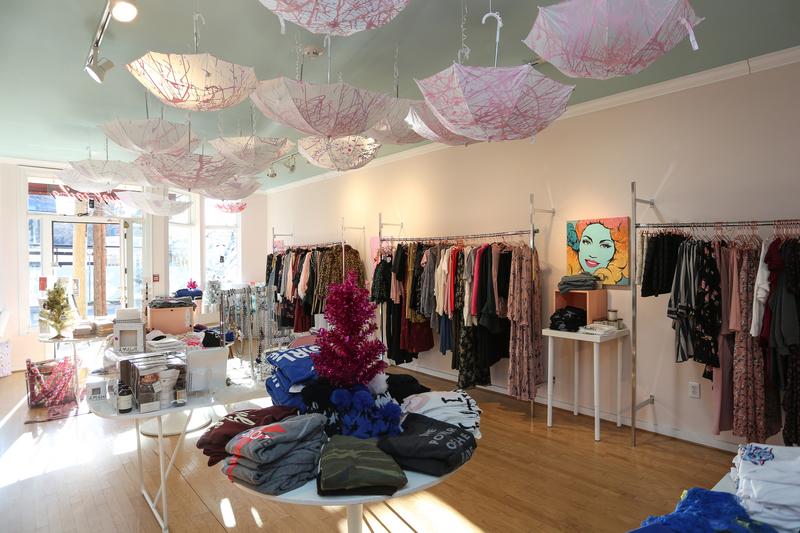 Girl Tribe store open for holiday shopping - Bizwomen