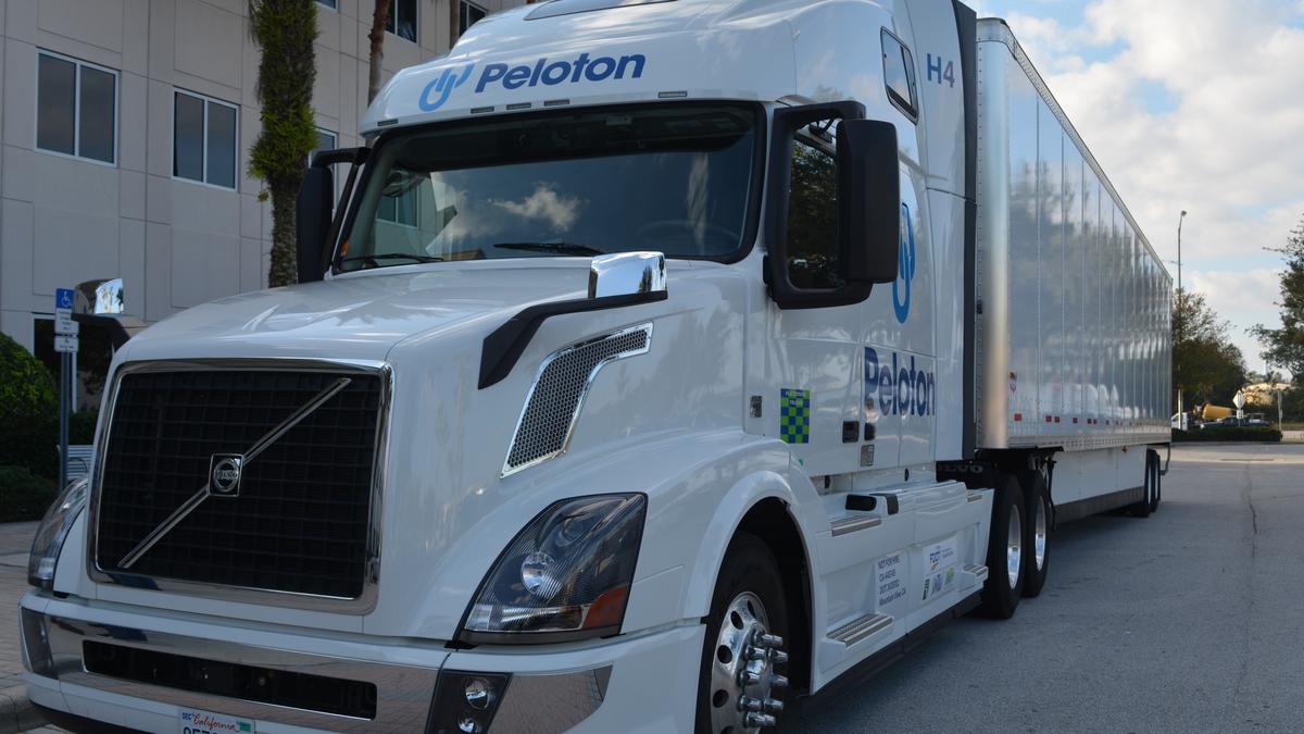 Florida Turnpike, FDOT unveil new truck platooning technology - Orlando ...
