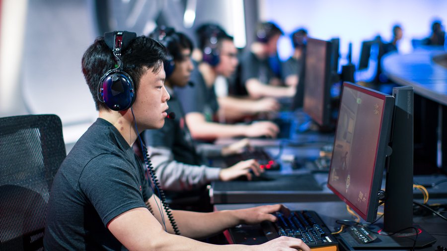 Point Park recruiting for varsity esports team - Pittsburgh Business Times