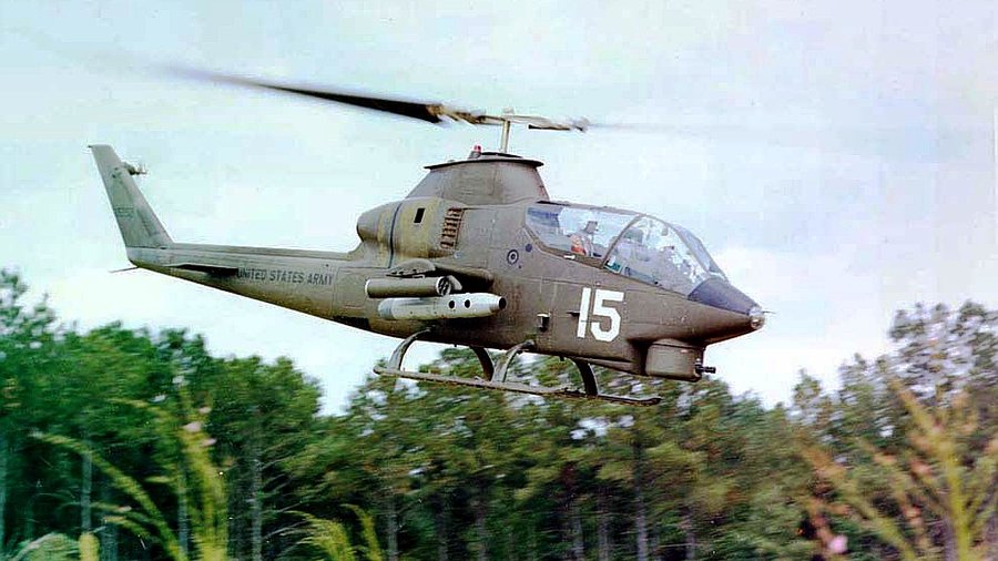 Bell Model 209 (AH 1G) 0