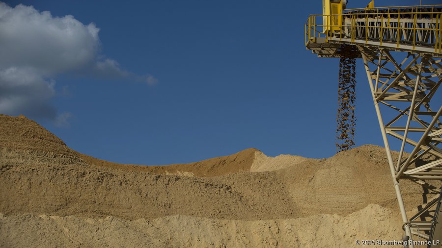Austin's Atlas Sand gets up to $150M credit from BlackGold hedge fund ...