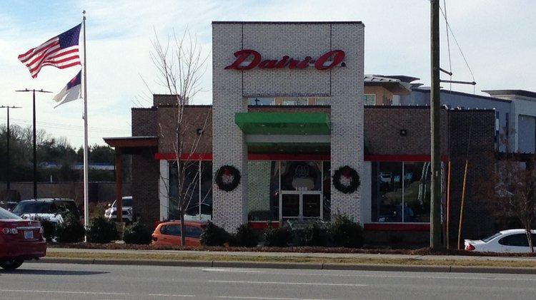 Former Wake Forest star Rusty LaRue on Dairi-O expansion to NC coast ...