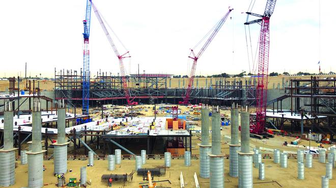 Construction crews go (100 feet) deep as L.A. Rams stadium takes shape ...