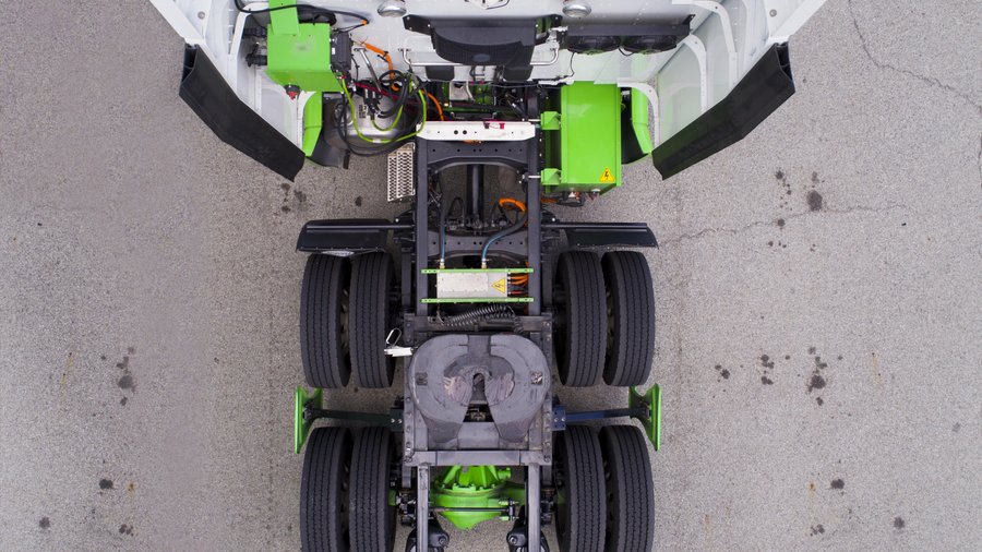 Hyliion, which makes tech for big rigs, to bring hundreds of jobs, HQ ...