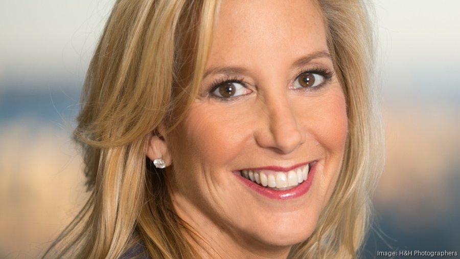 Lisa Bernstein