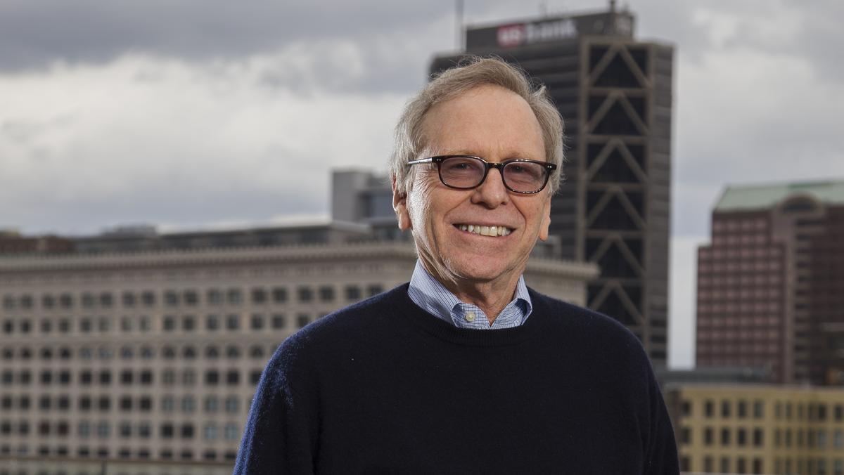 Saint Louis University's Roger Goldman leads the charge for police ...