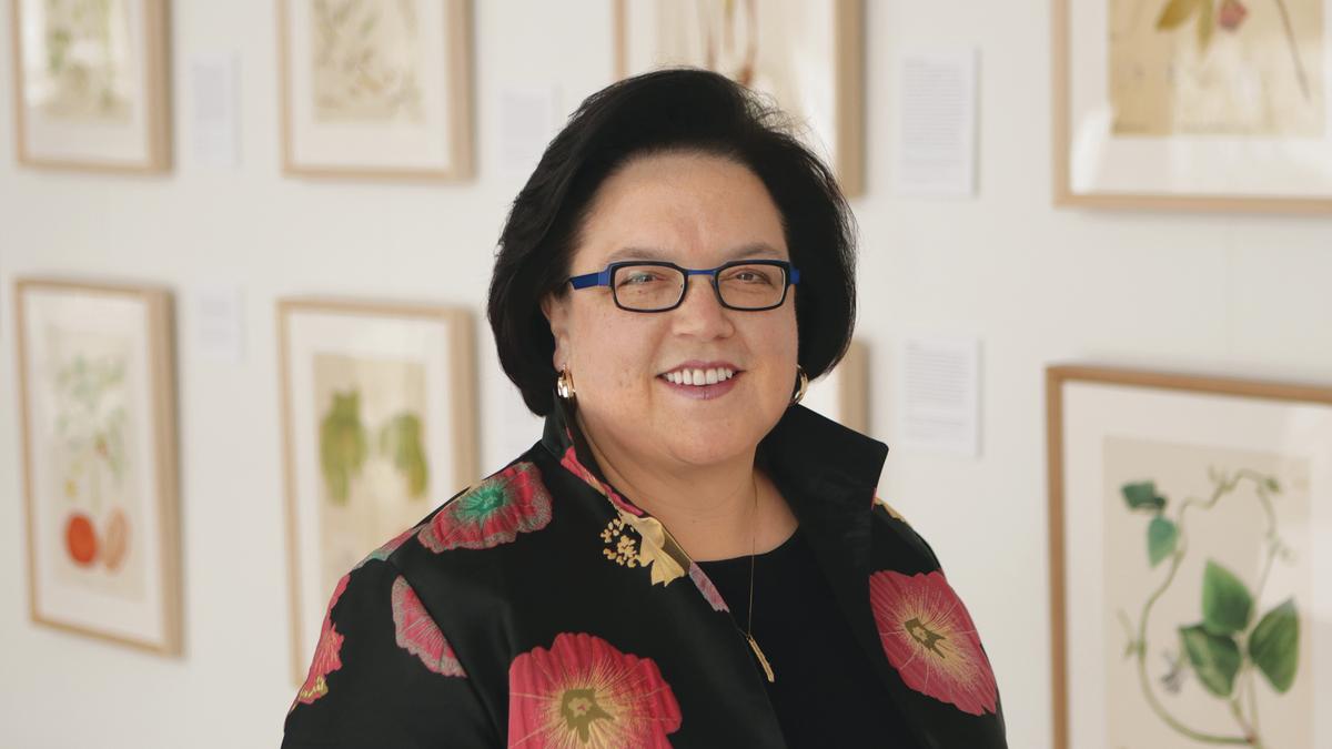 Pittsburgh Women of Influence: Deborah Acklin from WQED Multimedia ...