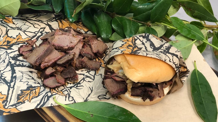 Atlanta Hawks menu for Blake Shelton concert: roasted kangaroo, smoked ...