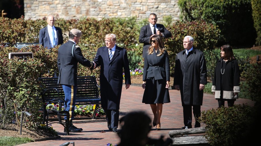Thousands, including Trump and Pence, in attendance as Billy Graham is ...