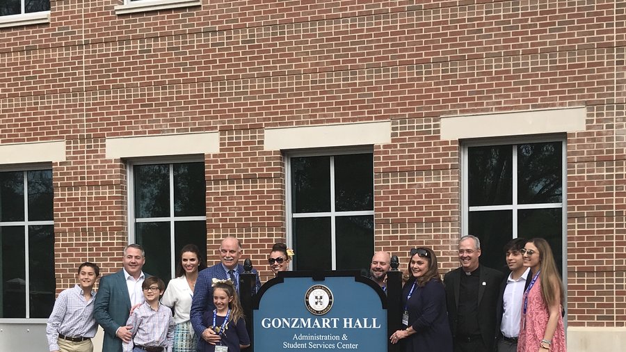 Columbia Restaurant's Richard Gonzmart cuts the ribbon for Gonzmart ...