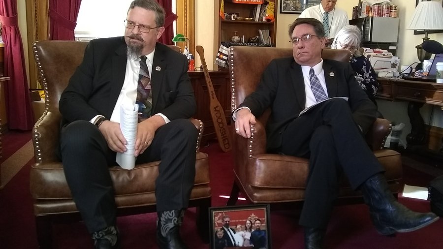 Colorado Senate Republicans brush aside new business-backed ...